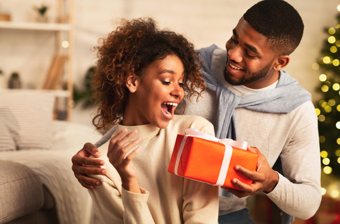 Christmas Gift for Your 30s Wife? Get Her Something She’ll Really Love ...