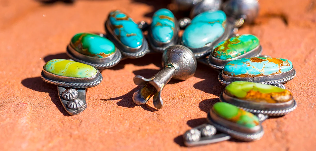 How do you make turquoise shiny again? - Getnamenecklace Blog