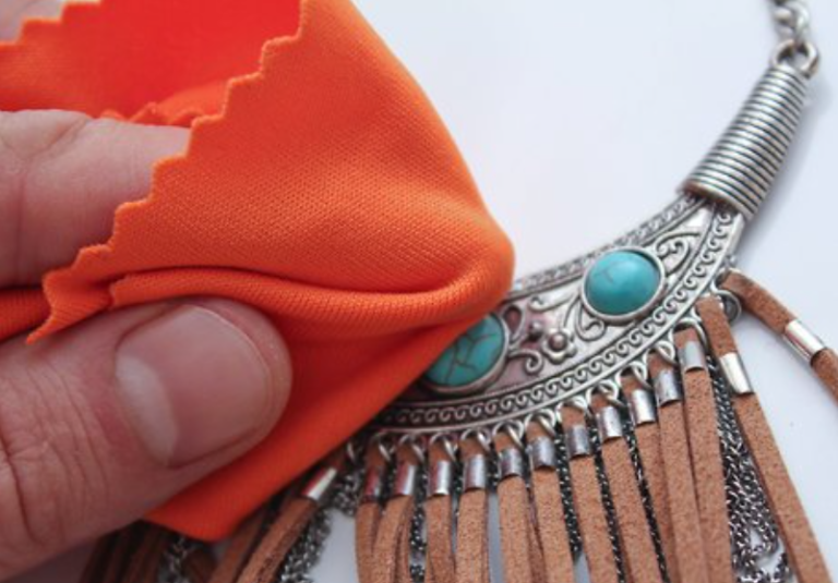 How do you make turquoise shiny again? - Getnamenecklace Blog