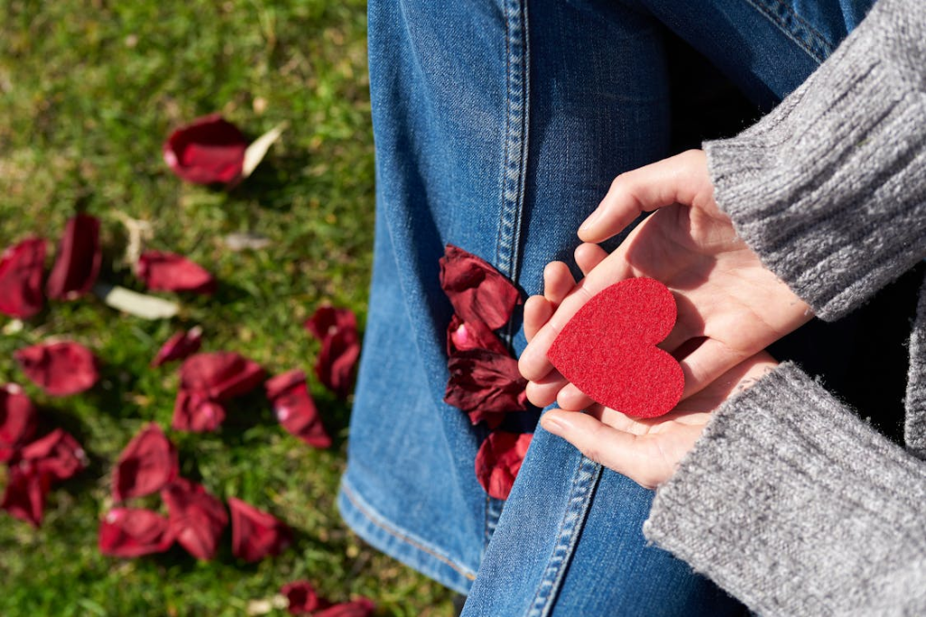 6 steps to ask someone to be your girlfriend in a cute way ...